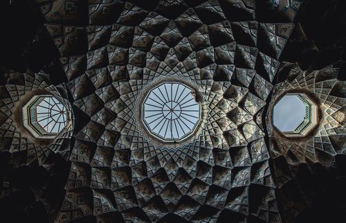 15 Pop Flower Design for Your Home Interior 2021