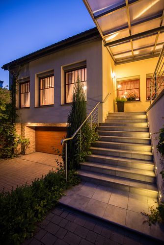 Exterior Stairs Can Be Made to Look Amazing. Use These 20 Outside ...