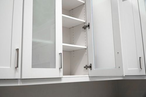 15 Aluminium Door Design Ideas for a Commercial Space