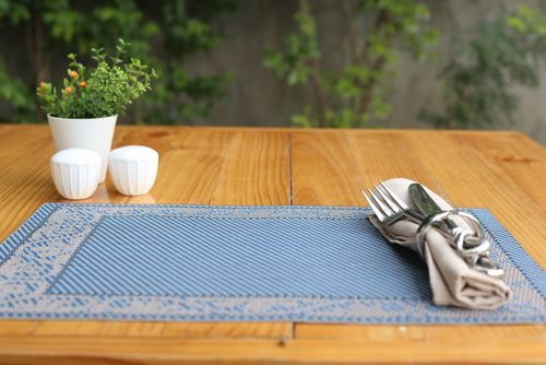 15 Dining Table Mats- Photos and Placements