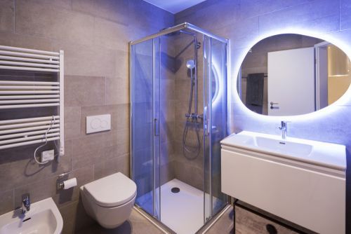 Bathroom Ceiling Lights: A Guide