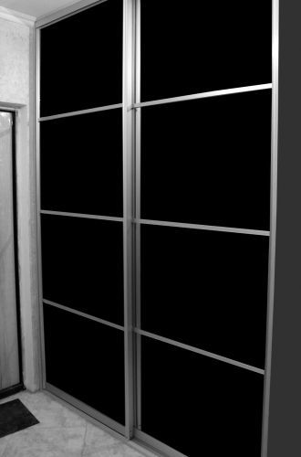 15 Iron Wardrobe Design Tips for a Good Look