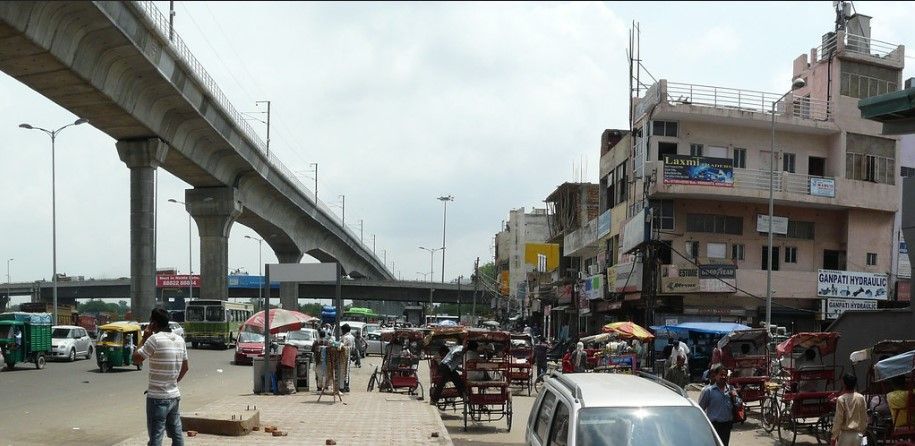 Peeragarhi Metro Station - Line, Route Map, Timings, Fare and More