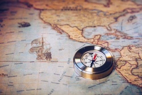 Vastu Compass - Types, Where to Get & How to Use Vastu Compass
