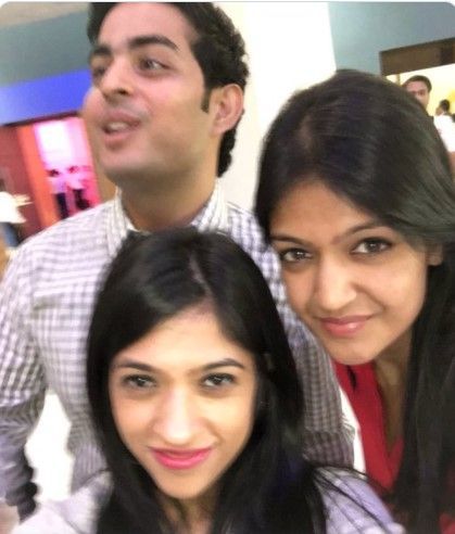 New House of 𝐌𝐚𝐧𝐨𝐣 𝐌𝐨𝐝𝐢 of Reliance - Gifted by Mukesh Ambani. The ...