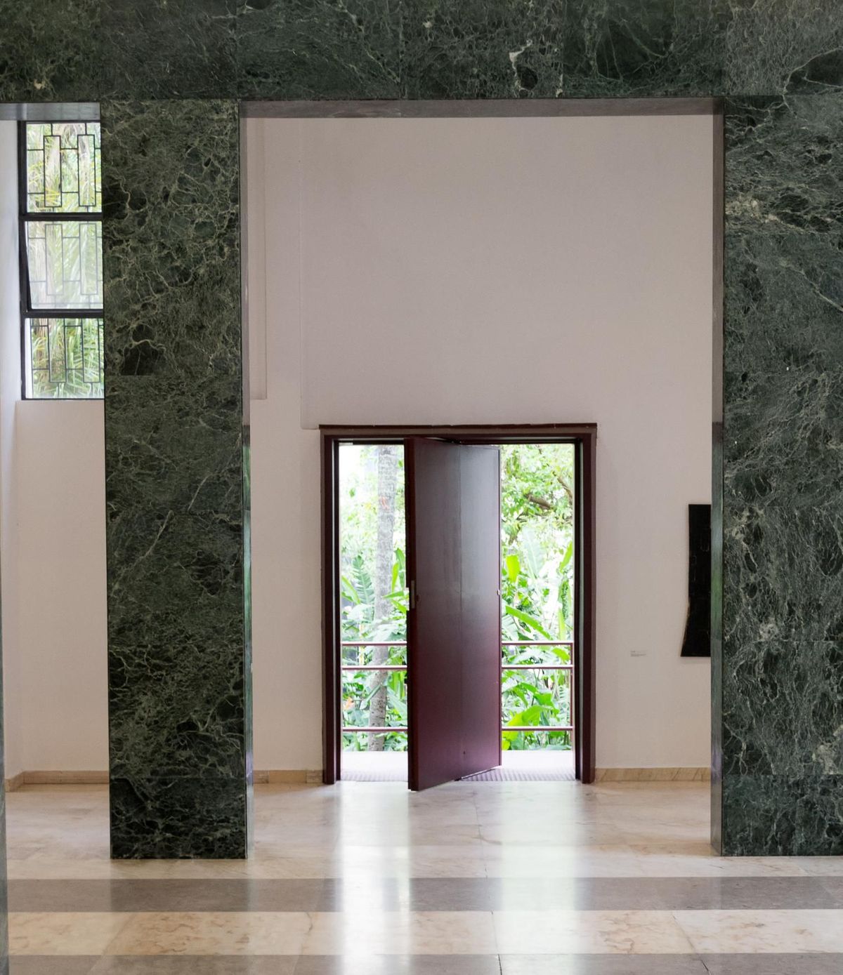 7 Types of Doors for Perfect Mix of Style and Functionality