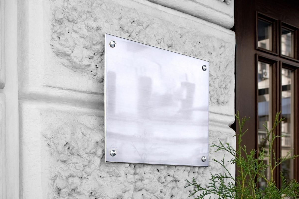 Top 7 Glass Name Plate Designs for Your Home