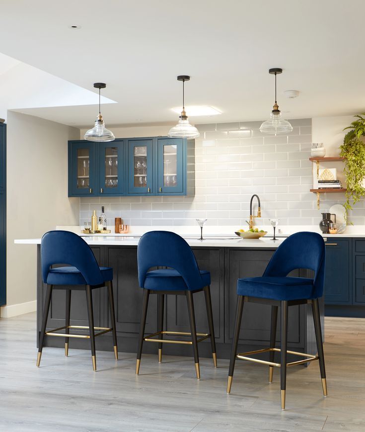 Bar Stools For Your Home Bar - To Amp Up Your Style