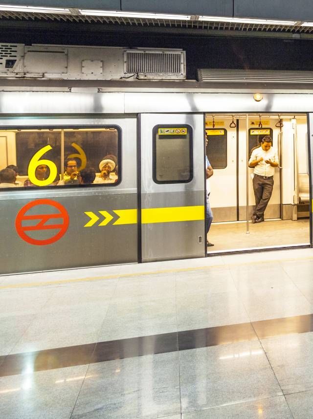 𝐀𝐠𝐫𝐚 𝐌𝐞𝐭𝐫𝐨 - Route Map, Key Facts, Fare & Launch Update