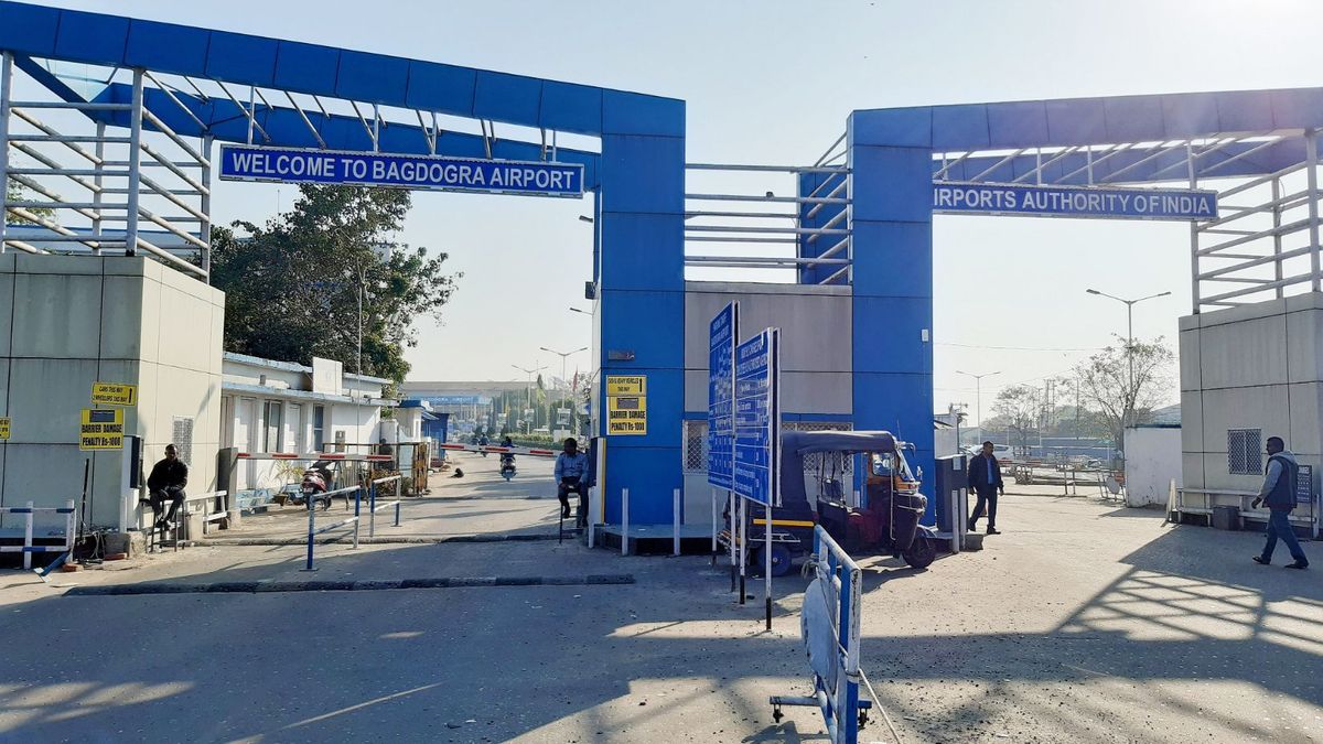 Darjeeling Airport RuuraaHolidays | Discover Darjeeling! The