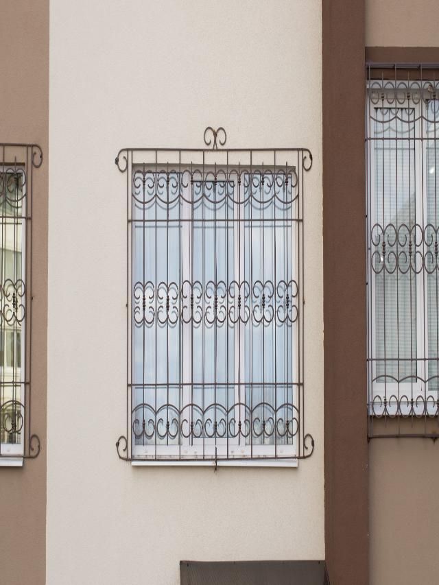 5 Elegant Trending Window Grill Design Ideas