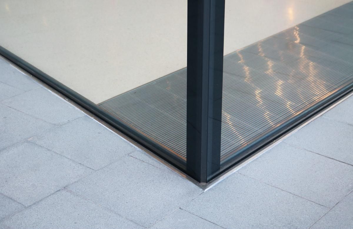 15 Types of Glass Used in Construction