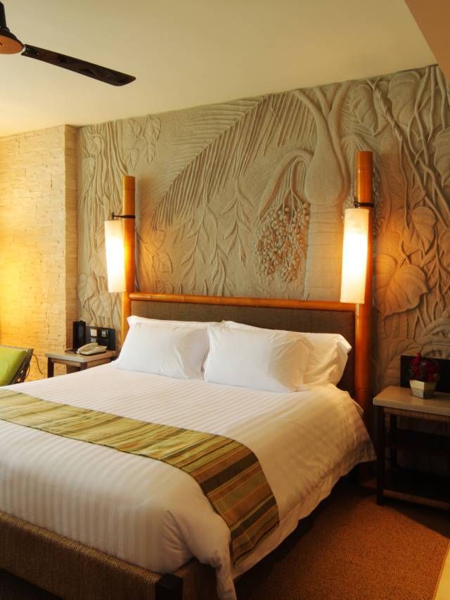 Trending Bed Back Designs to Give Your Bedroom an Elegant Look