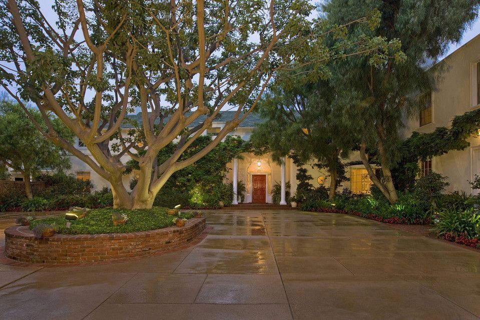 List of Taylor Swift Houses - the Lavish Side of Real Estate