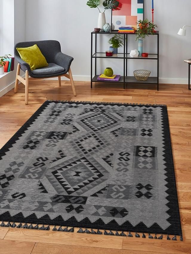 How to Choose a Carpet for Your Home - 7 Quick Tips To Keep In Mind