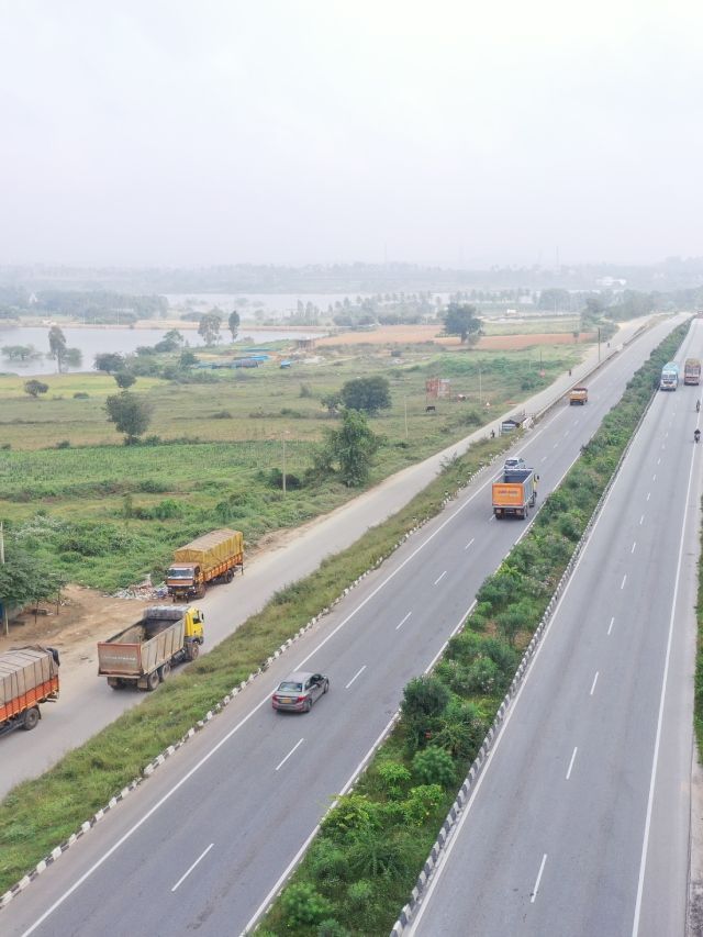 𝐄𝐱𝐩𝐫𝐞𝐬𝐬𝐰𝐚𝐲𝐬 𝐢𝐧 𝐔𝐏- The Road Network in Uttar Pradesh