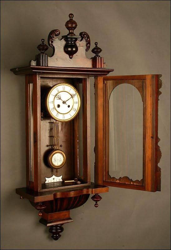 20 Creative Bedroom Wall Clock Designs You Need to See