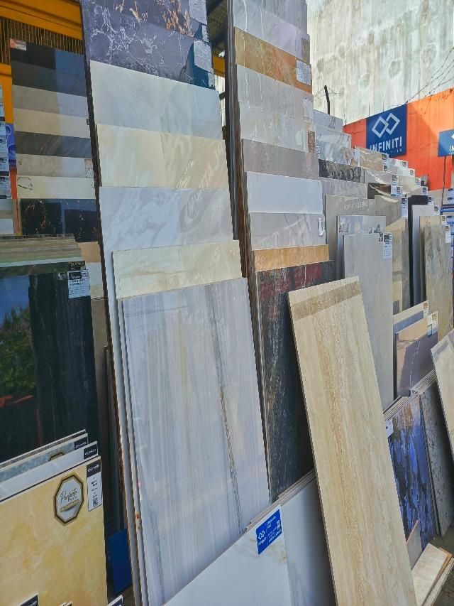 Stone Tiles for Exteriors? How to Pick the Perfect Stone Wall Tiles