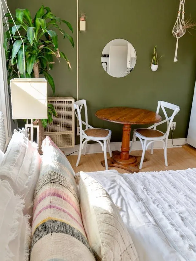 5 Interesting Bedroom Seating Ideas For A Cosy Nook