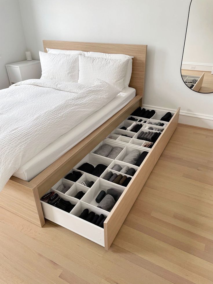 6 Under Bed Storage Ideas for Clutter Free Rooms