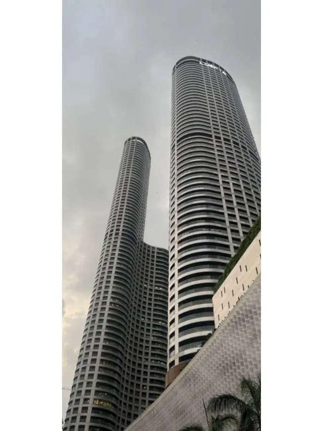 5 Tallest Buildings In India That Touch The Sky