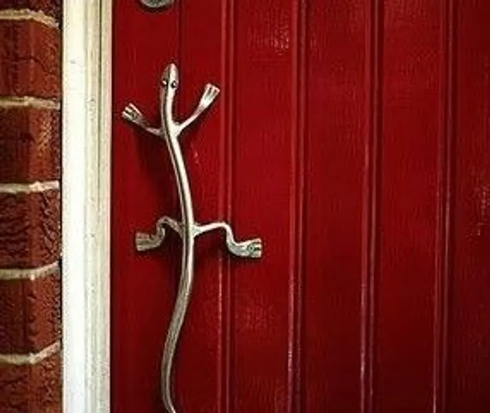 9 Unique Door Handle Designs to Elevate Your Home Interiors