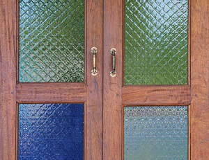 15 Flush Door Designs with Glass to Add a Touch of Sophistication