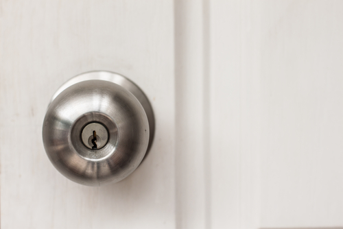 15 Door Knobs for a Commercial Space