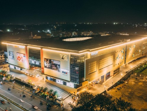VR Mall - Shopping & Entertainment Destination
