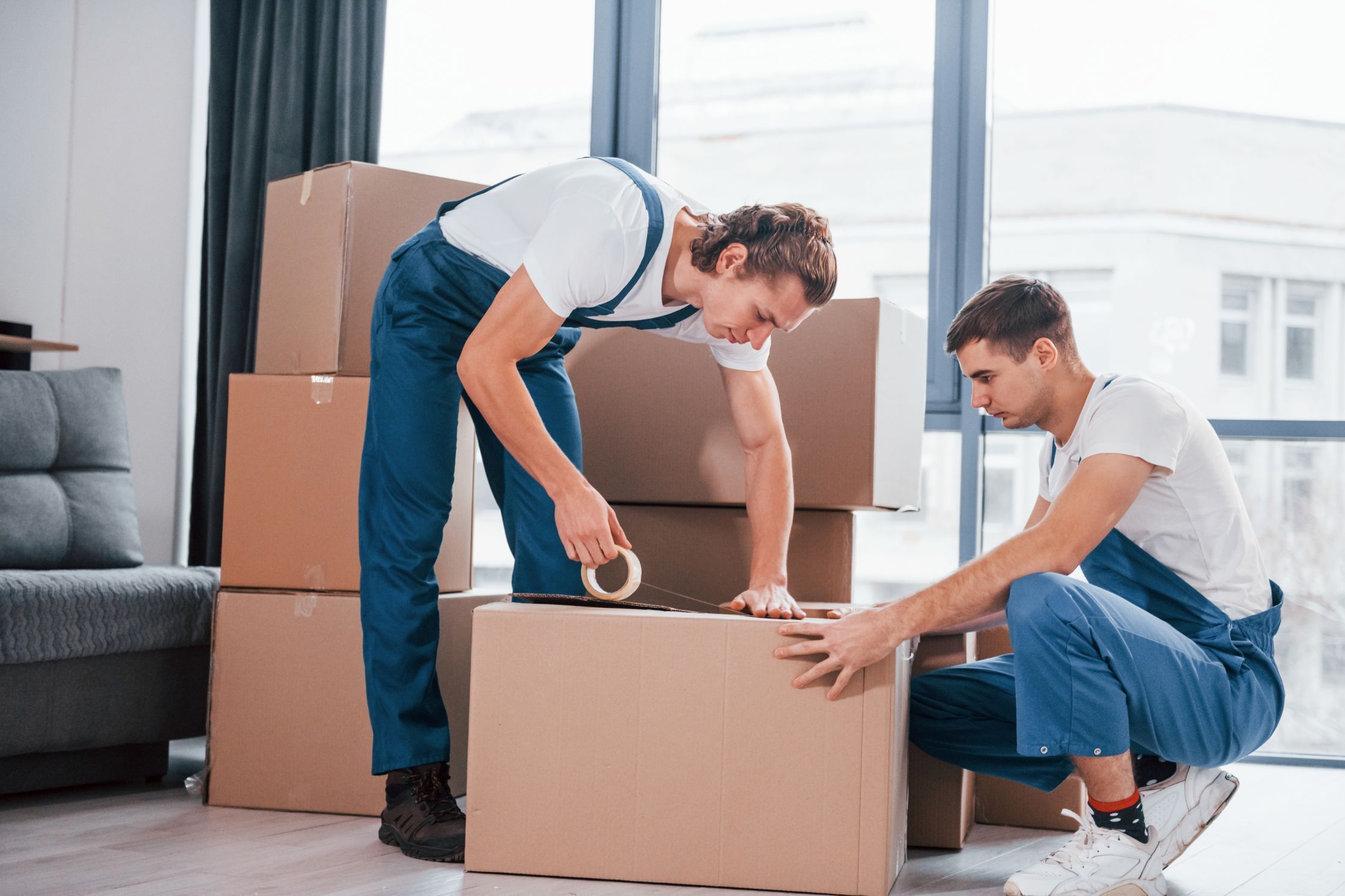 The Benefits Of Using Professional Moving Services - The Be Spoke Salon The Benefits Of Using Professional Moving Services - The Be Spoke Salon