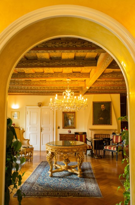 Elevate Your Interiors With Modern Arch Designs For Your Home