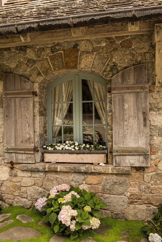 Windows And French Country Style Homes 75 French Country Living Room