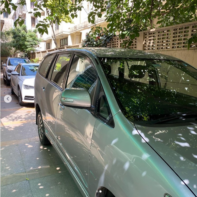 சுறா தொட்டியின் அஷ்னீர் குரோவர் வீடு - முகவரி, விலை, படங்கள் & சுற்றுலா