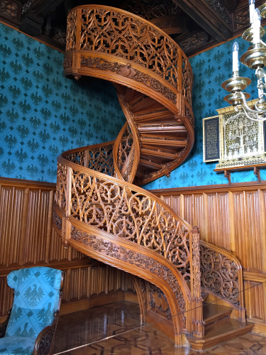 10 Spiral Staircase Designs with Images - that will Amaze you
