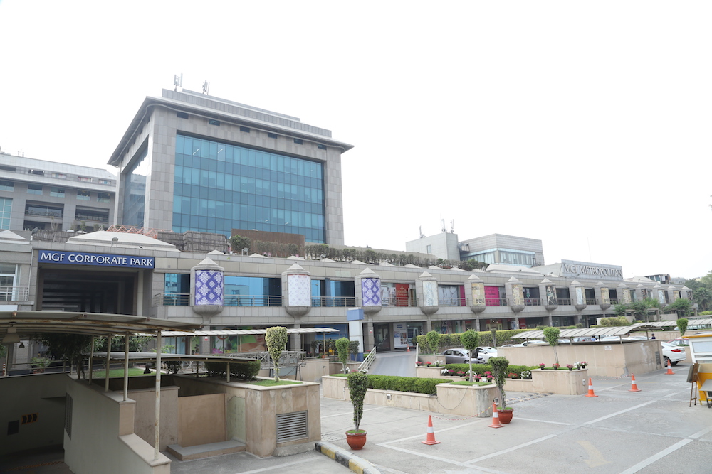 11 Best Malls In Delhi For Weekend Shopping, Fun & Entertainment