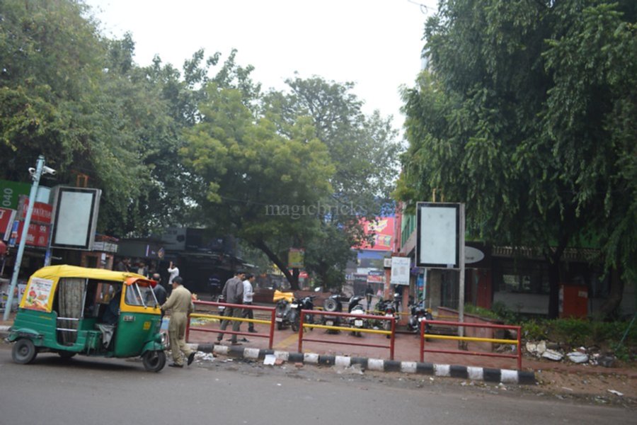 Saket in New Delhi Overview | Rating | Reviews | Rates & Trends ...