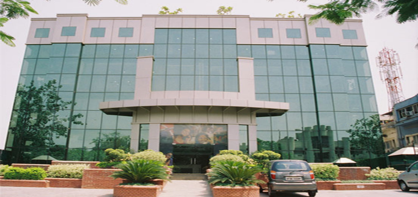 White Opal Amenities & Facilities, Okhla Phase 3, New Delhi
