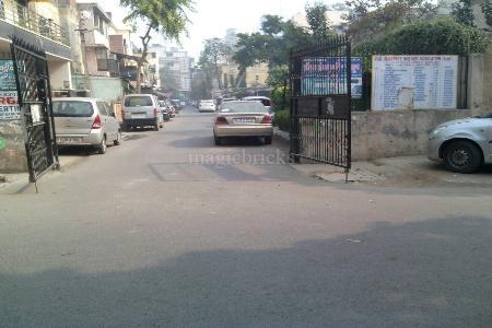 DDA Golden Jubilee Apartments in Sector 11 Rohini, New Delhi: Price ...