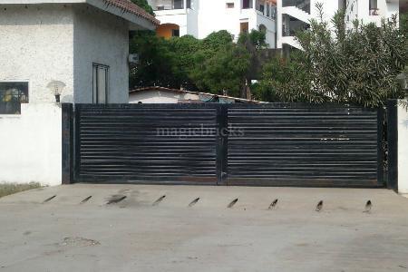 Ten Square Mall in Koyambedu, Chennai: Price, Brochure, Floor Plan, Reviews