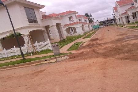 Hiranandani Upscale Villas in Devanahalli, Bangalore: Price, Brochure ...