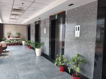 DLF Star Tower in NH 48, Gurgaon: Price, Brochure, Floor Plan, Reviews