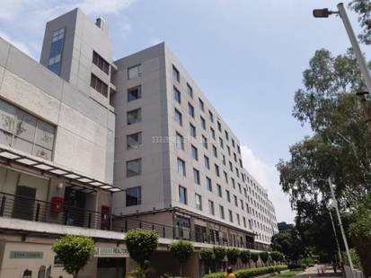 DLF Star Tower in NH 48, Gurgaon: Price, Brochure, Floor Plan, Reviews