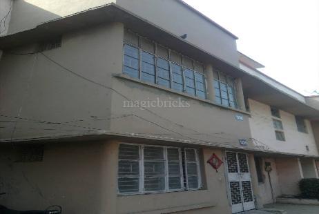 CPWD Defence services Office Houses in Sector 2 RK Puram, New Delhi ...