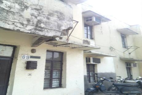 DDA Government Quarter in Laxmi Bai Nagar, New Delhi: Price, Brochure ...