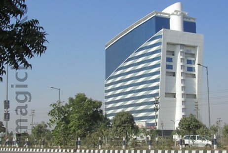 Advant Navis Business Park in Sector 142, Noida: Price, Brochure, Floor ...