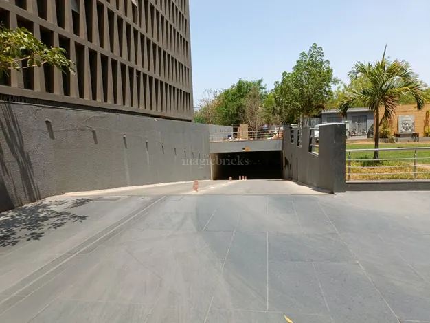 Times Square Arcade II in Bodakdev, Ahmedabad: Price, Brochure, Floor ...