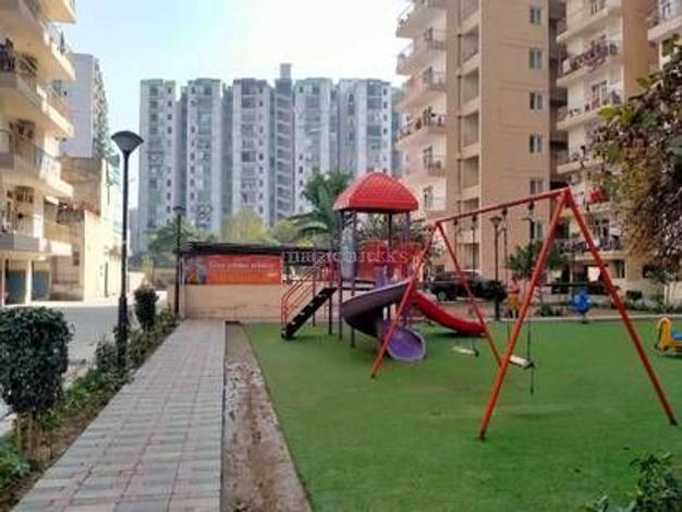MR Proview Officer City 2 in Raj Nagar Extension, Ghaziabad: Price ...