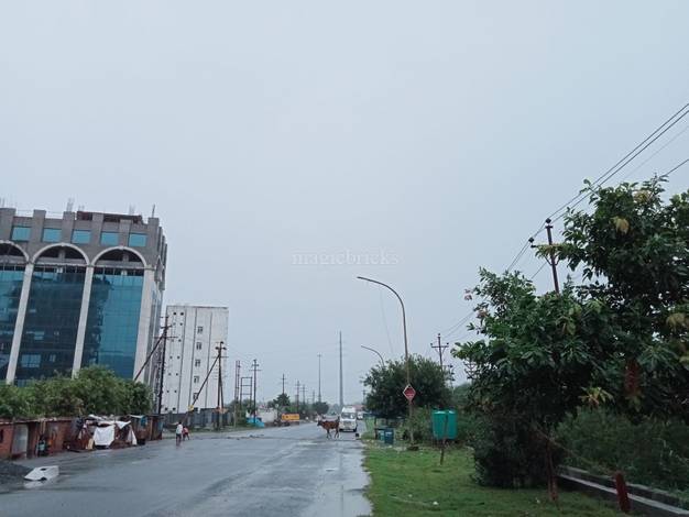 Sector 136, Noida: Map, Property Rates, Projects, Photos, Reviews, Info