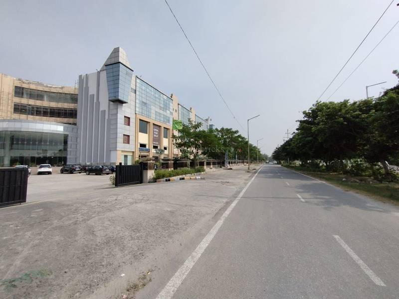 Flats for Rent in Knowledge Park 3, Greater Noida - 4+ Apartments