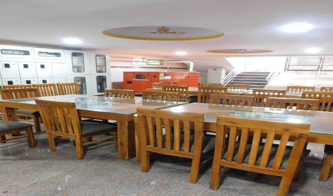 SLC For Ladies PG in Domlur Near professional couriers